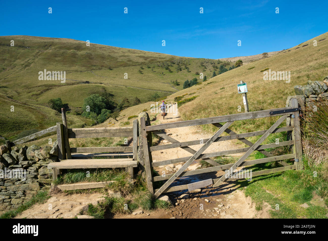 On the pennine way route hi-res stock photography and images - Alamy