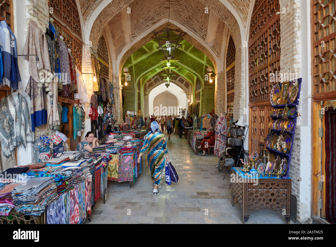 Toki Telpak Furushon , Ancient Trading Dome in Bukhara, Uzbekistan ...