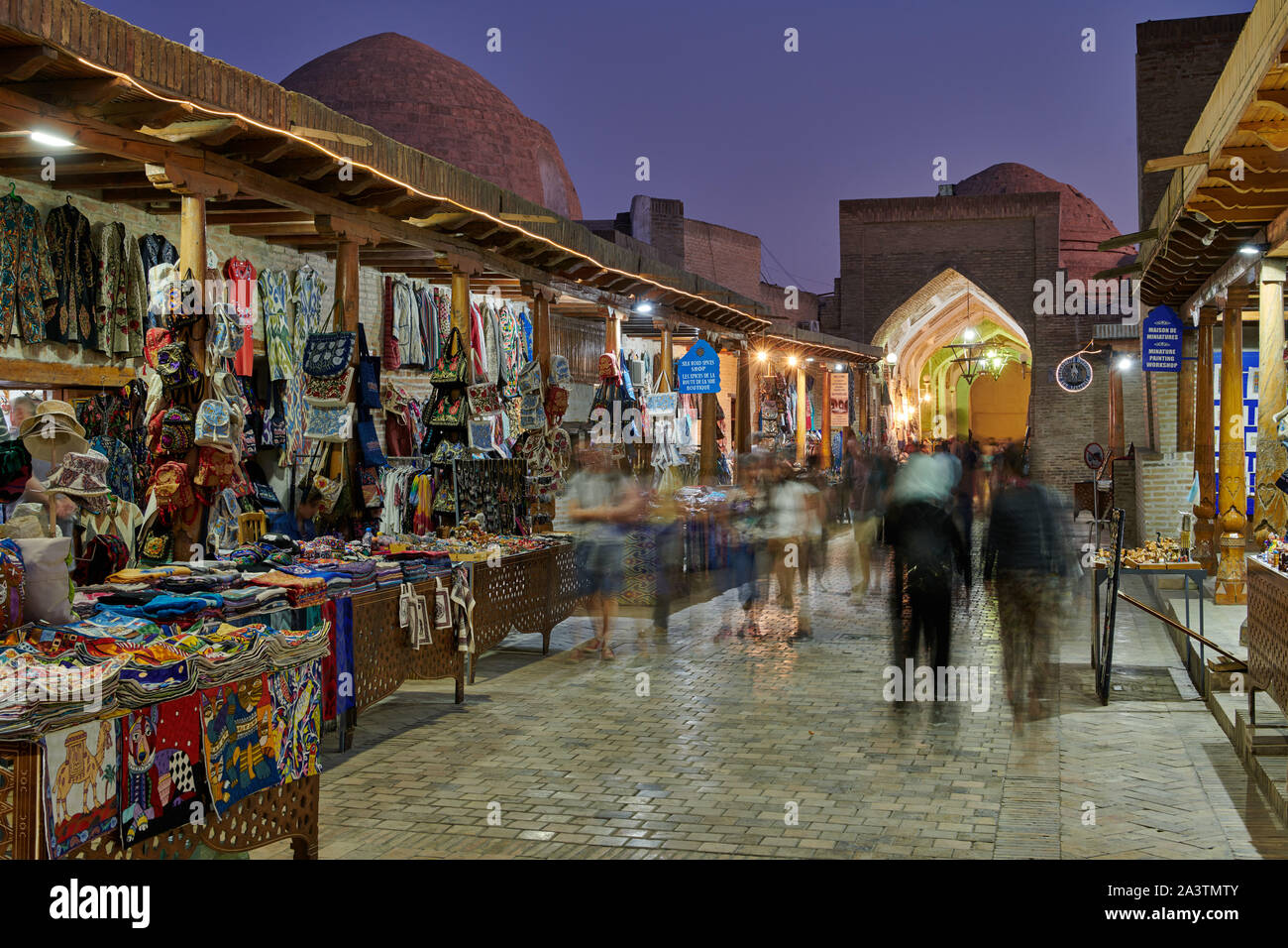 Toki Telpak Furushon , Ancient Trading Dome in Bukhara, Uzbekistan ...