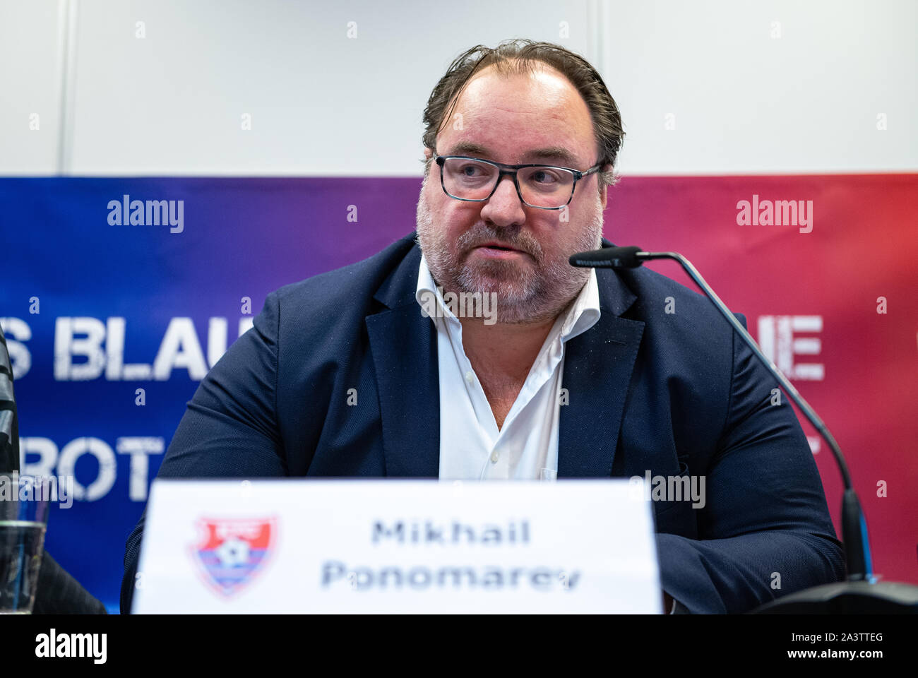 10 October 2019, North Rhine-Westphalia, Duesseldorf: Soccer: 3rd League, Mikhail Ponomarev ...