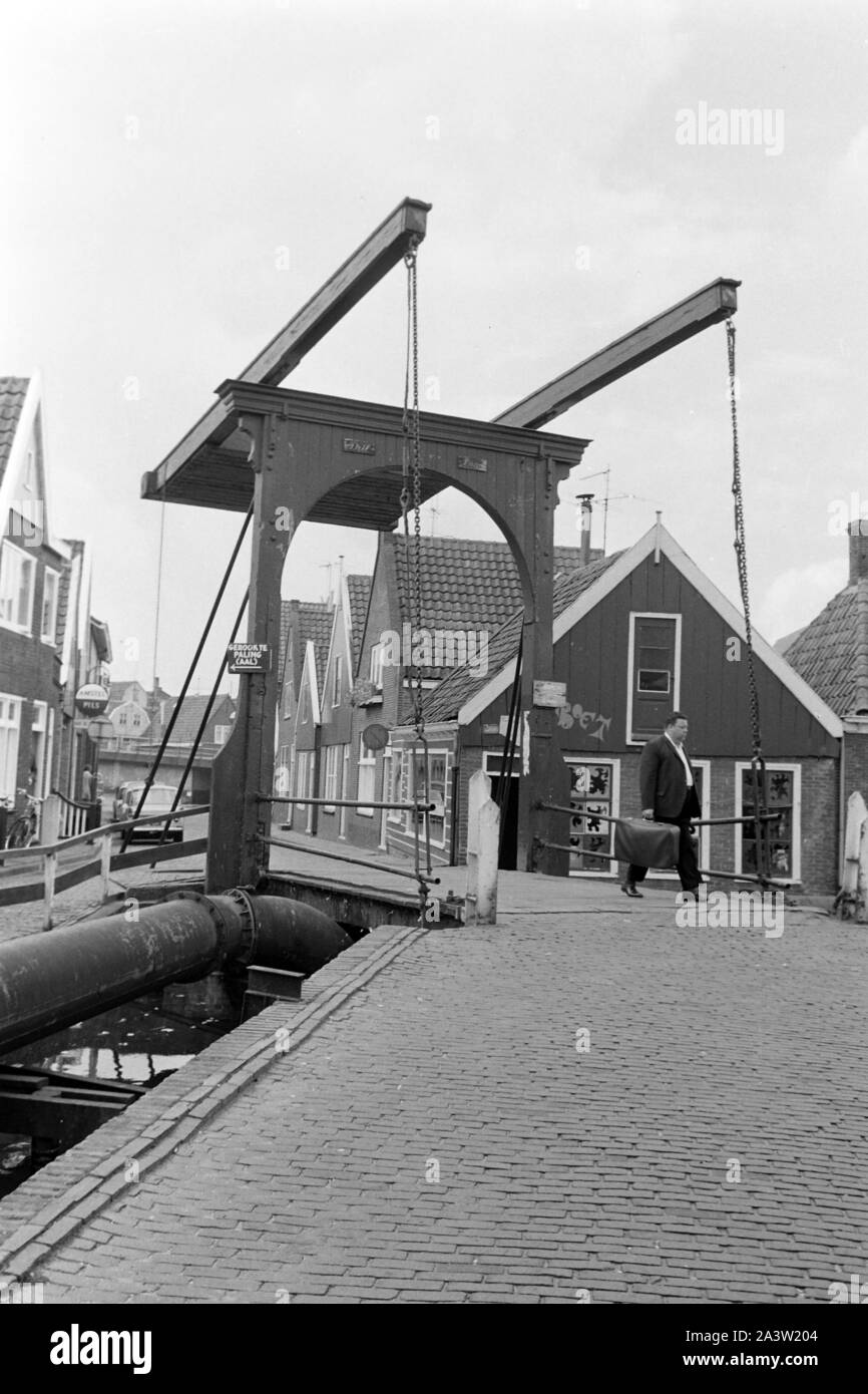 Volendam die niederlande hi-res stock photography and images - Alamy