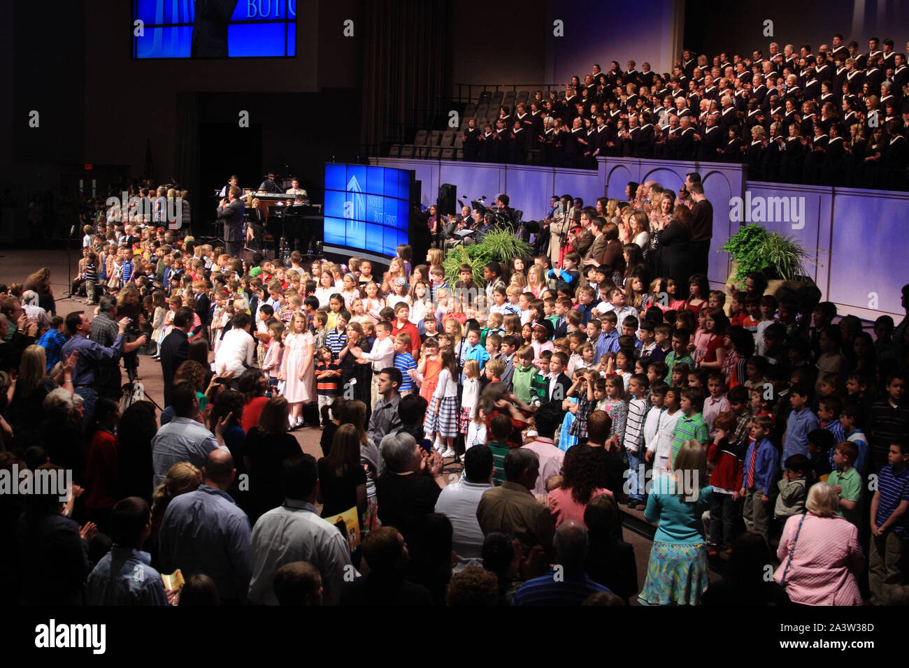 Lynchburg, VA, USA. Worship leaders, choir, and children in the ...