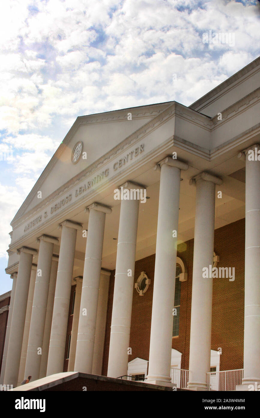 Demoss hall hi-res stock photography and images - Alamy