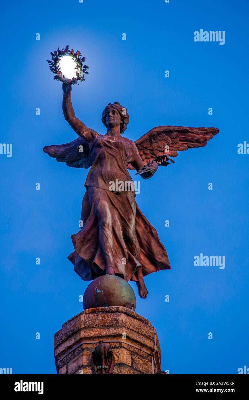 War memorial angel statue angel hi-res stock photography and images - Alamy