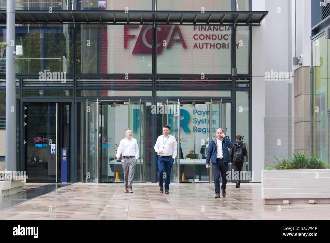 Financial conduct authority building hi-res stock photography and ...
