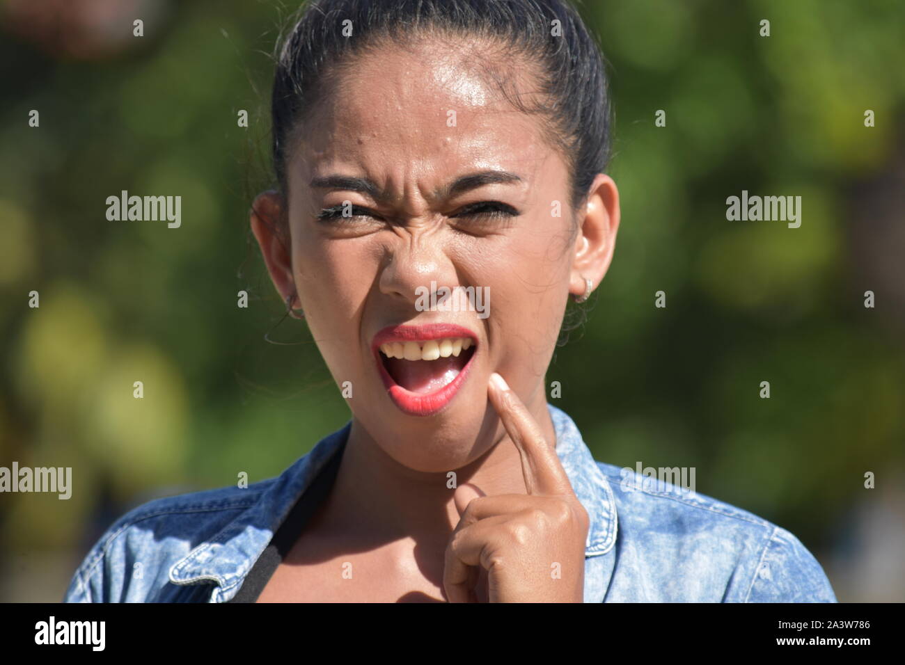 Female With Toothache Stock Photo - Alamy