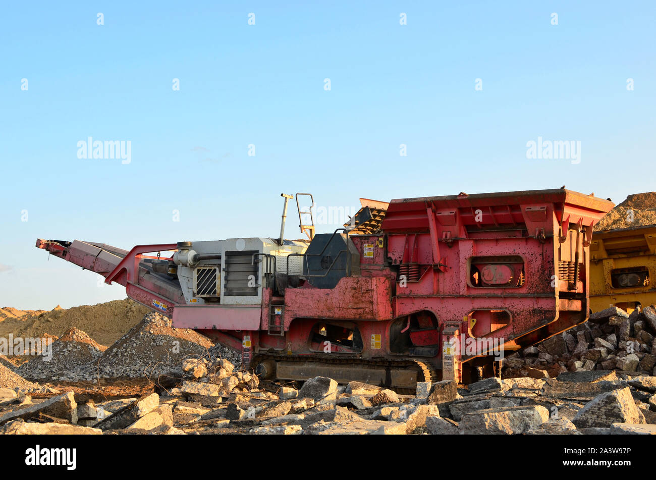 Stone aggregate crushers hi-res stock photography and images - Alamy
