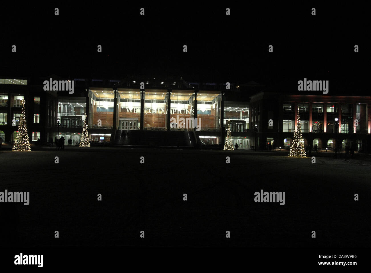 Student center hi-res stock photography and images - Alamy