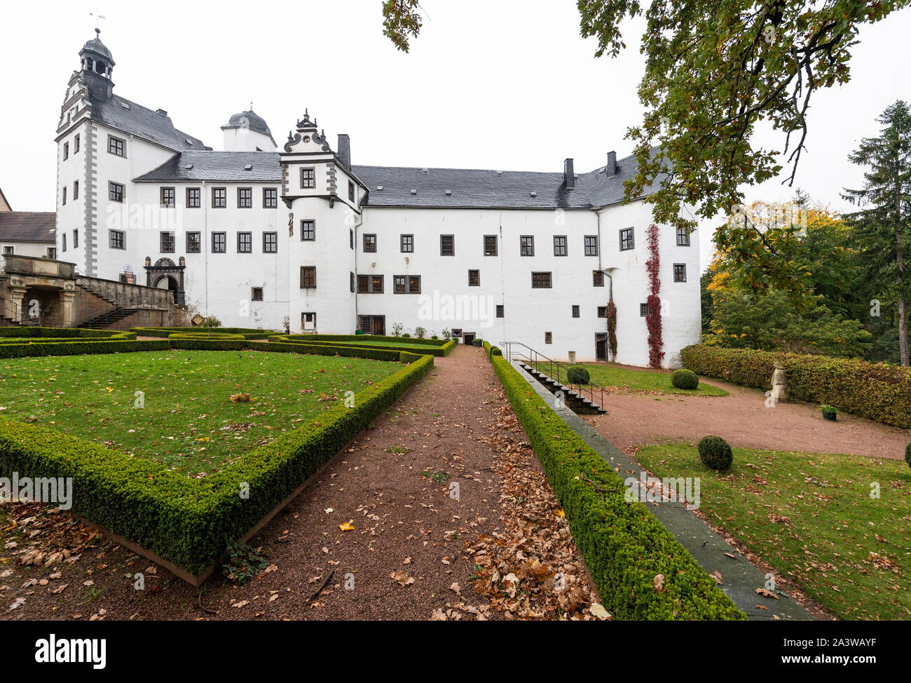 Lauenstein castle hi-res stock photography and images - Alamy