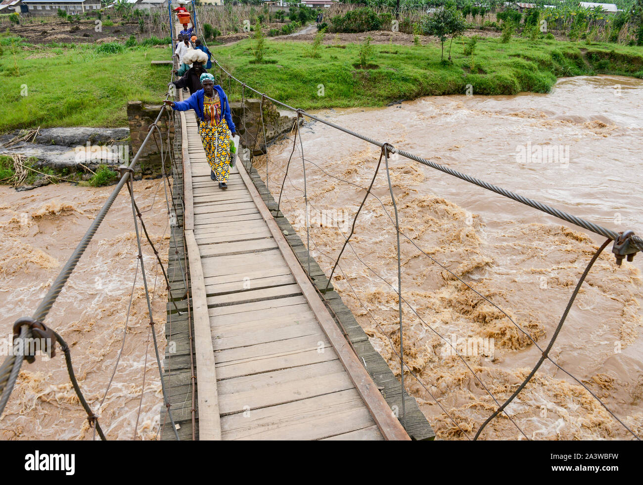 Bridge [river crossing] stream hi-res stock photography and images - Alamy