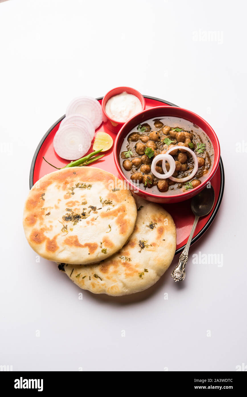 Pindi Chole Kulche or roadside choley Kulcha popular in India and ...