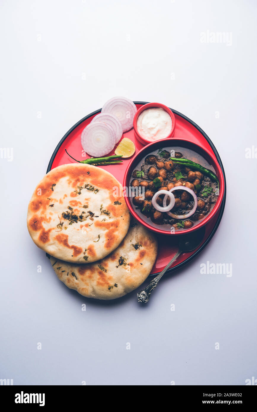Pindi Chole Kulche or roadside choley Kulcha popular in India and ...