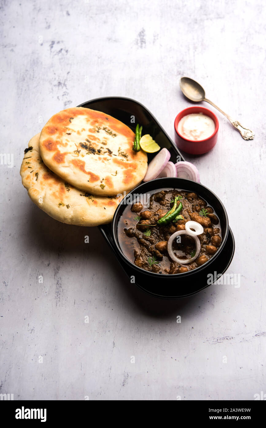 Pindi Chole Kulche or roadside choley Kulcha popular in India and ...