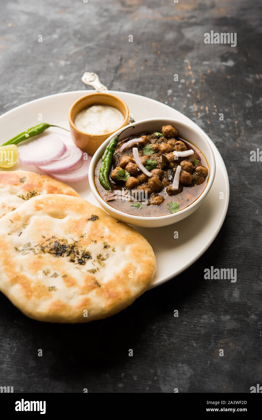 Pindi Chole Kulche or roadside choley Kulcha popular in India and ...