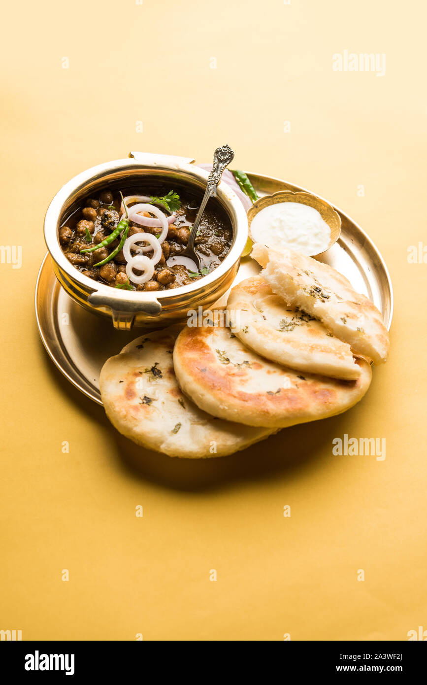 Pindi Chole Kulche or roadside choley Kulcha popular in India and ...