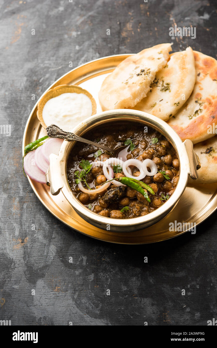 Pindi Chole Kulche or roadside choley Kulcha popular in India and ...