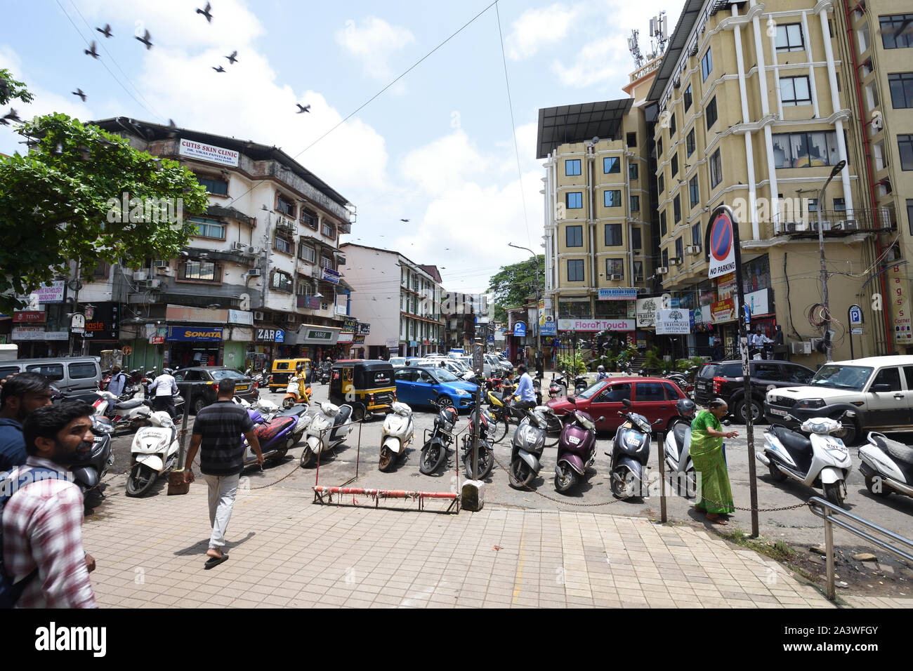 Panaji market hi-res stock photography and images - Alamy