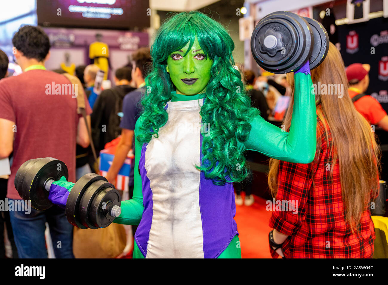 She hulk comic hi-res stock photography and images - Alamy