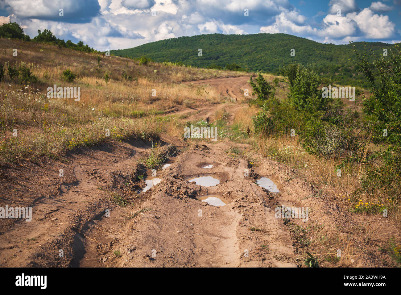 Empty landscape countryside hi-res stock photography and images - Alamy