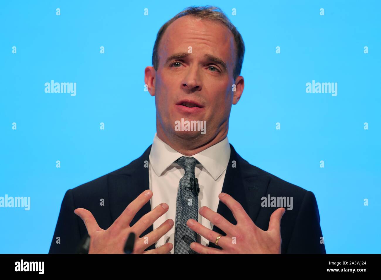 Commonwealth affairs dominic raab hi-res stock photography and images ...