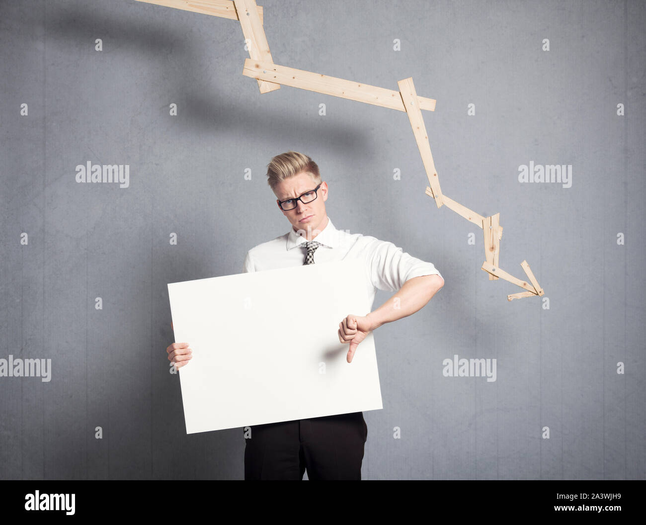 Descending graph hi-res stock photography and images - Alamy