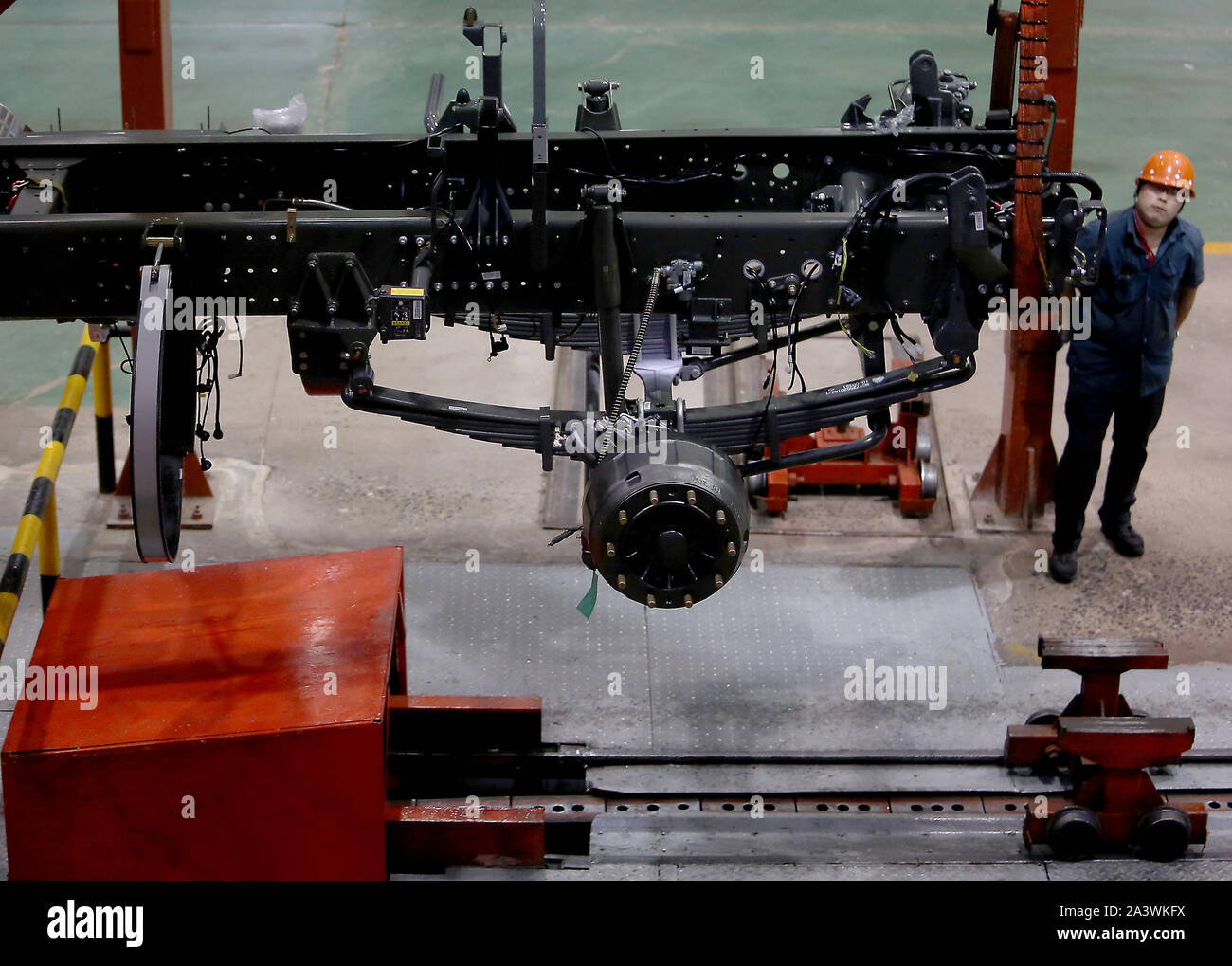 Heavy duty trucks hi-res stock photography and images - Alamy