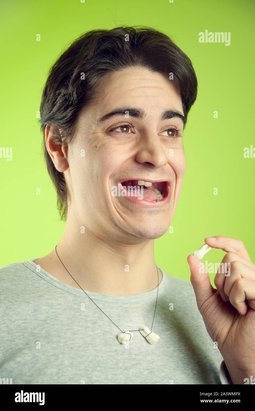 Teeth necklace hi-res stock photography and images - Alamy