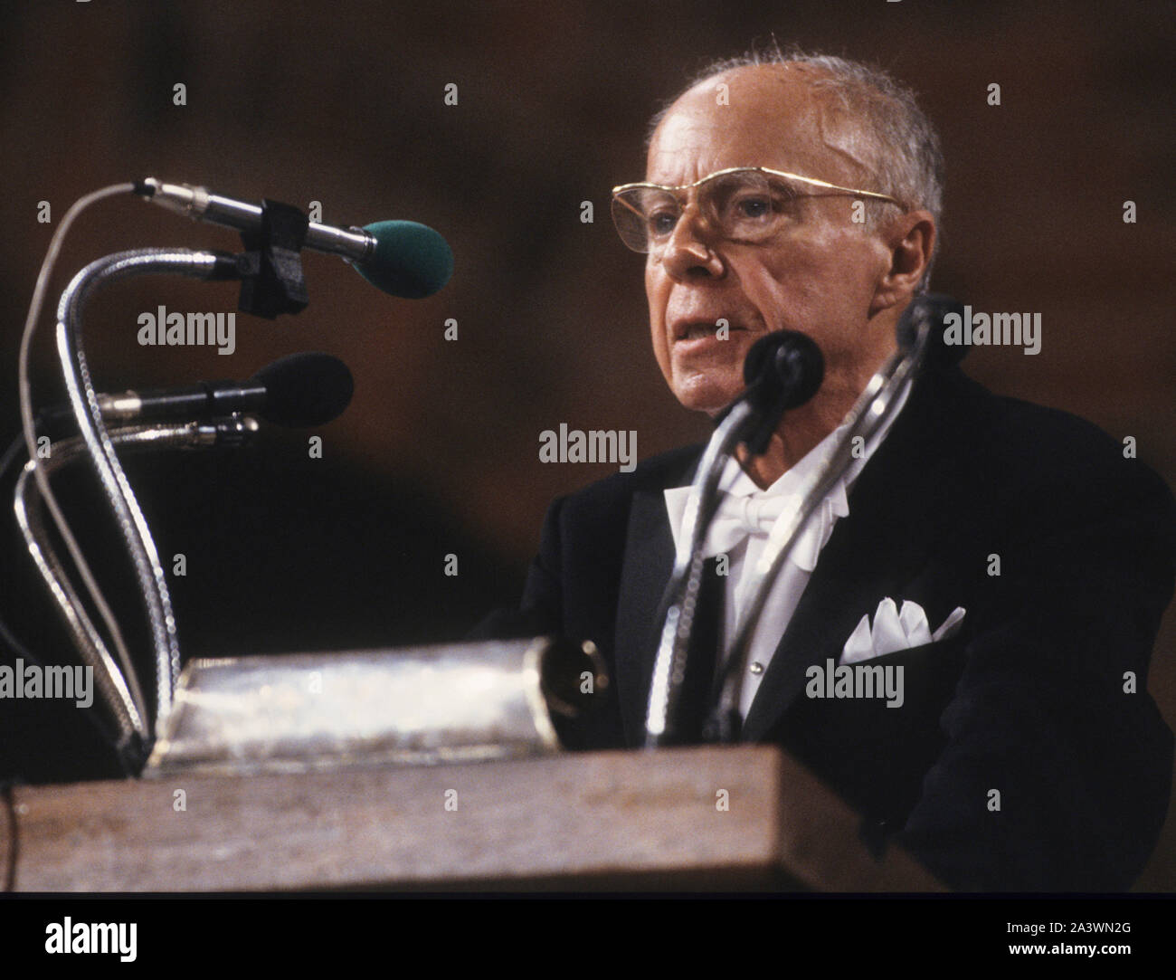 Claude Simon French author and Nobel laureates at podium for Nobel ...
