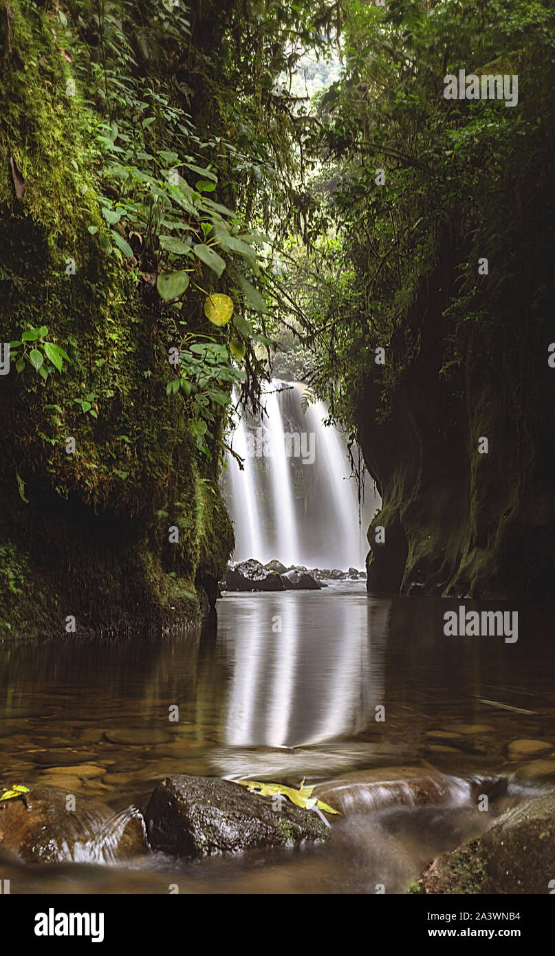 Three jets hi-res stock photography and images - Alamy