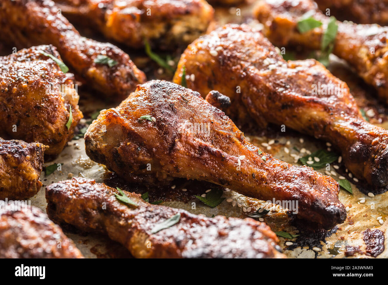 Roasted chicken top view hi-res stock photography and images - Alamy