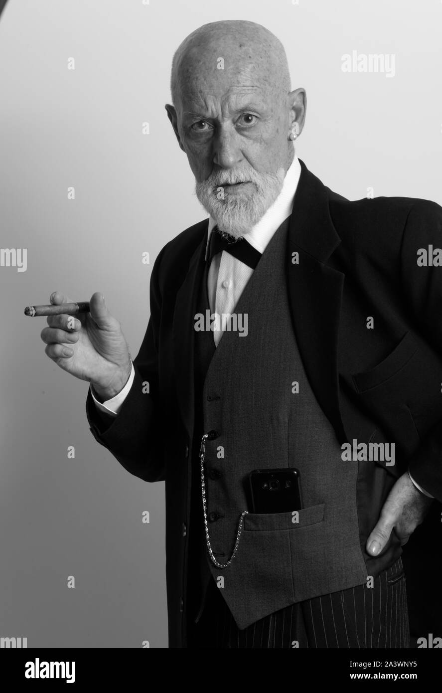 Earring Model High Resolution Stock Photography and Images - Alamy