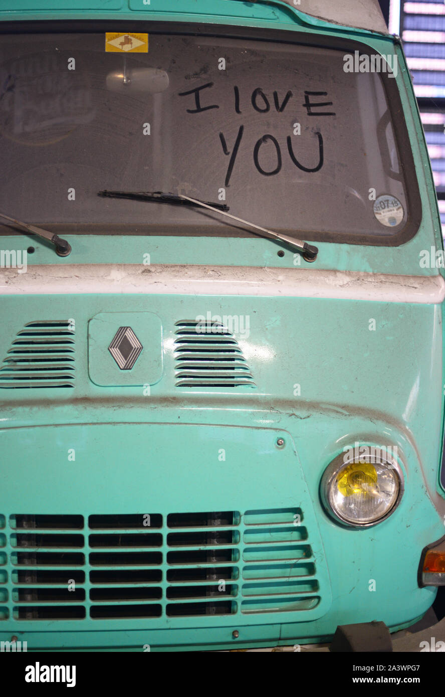 Estafette van hi-res stock photography and images - Alamy