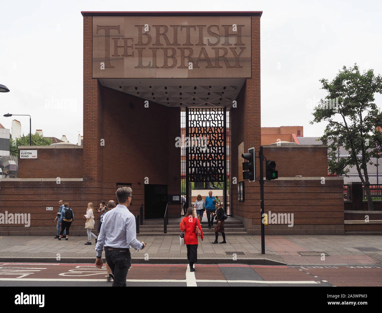 National library of the united kingdom hi-res stock photography and ...