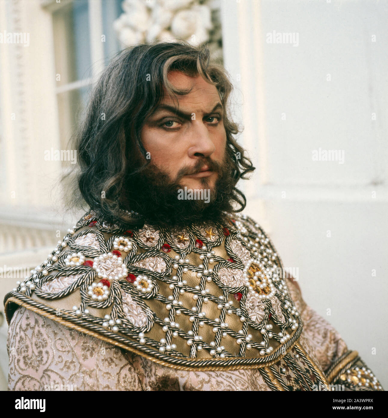 Der deutsche Bass Sänger Ivan Rebroff zum Covershooting zur Vinyl LP ...