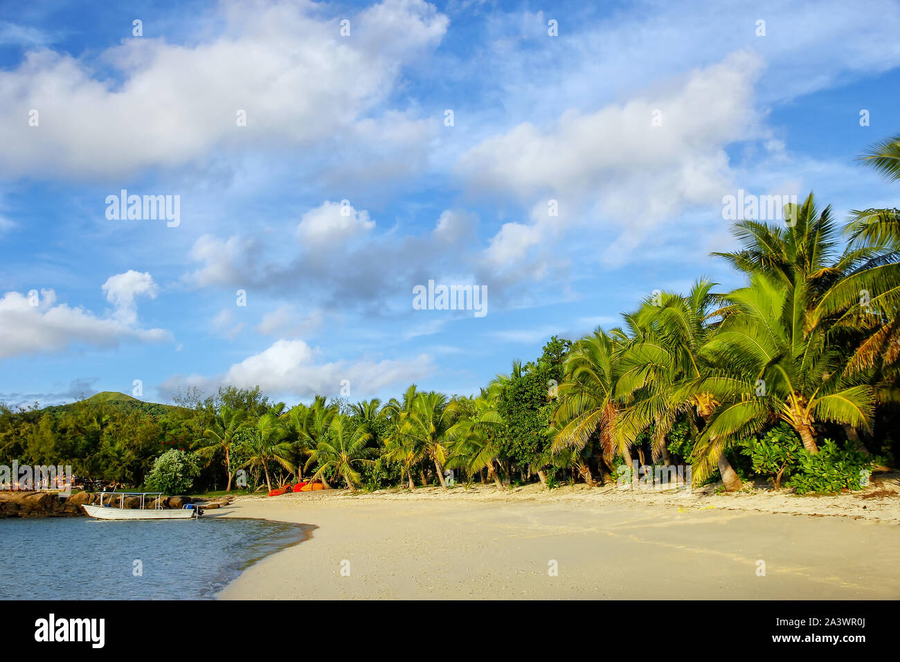 Sandy beach on Drawaqa Island, Yasawa Islands, Fiji. This archipelago ...