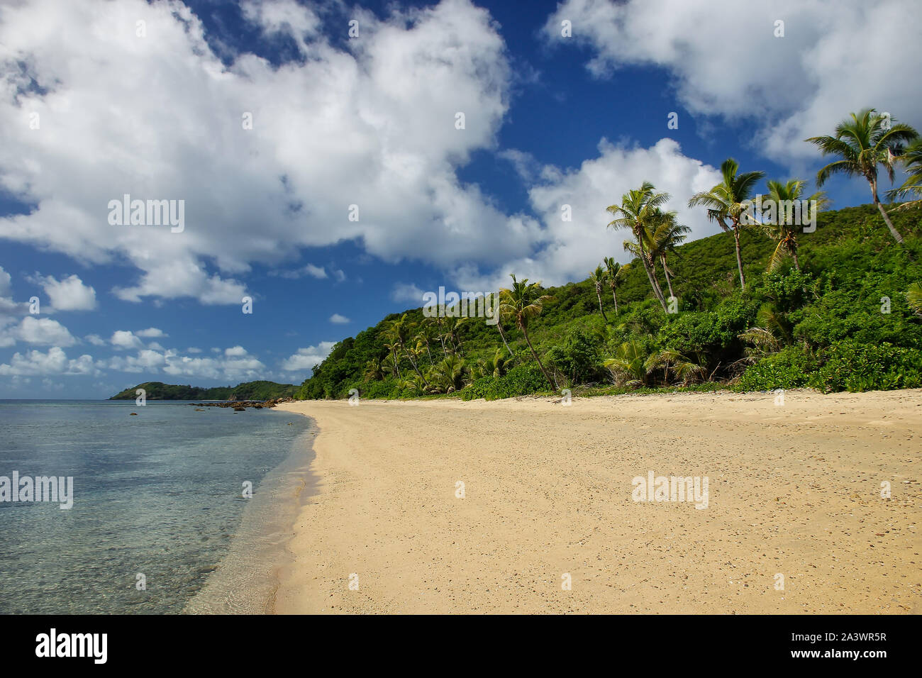 Sandy beach on Drawaqa Island, Yasawa Islands, Fiji. This archipelago ...