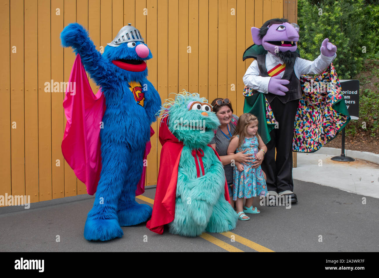 Count von count sesame street hi-res stock photography and images - Alamy