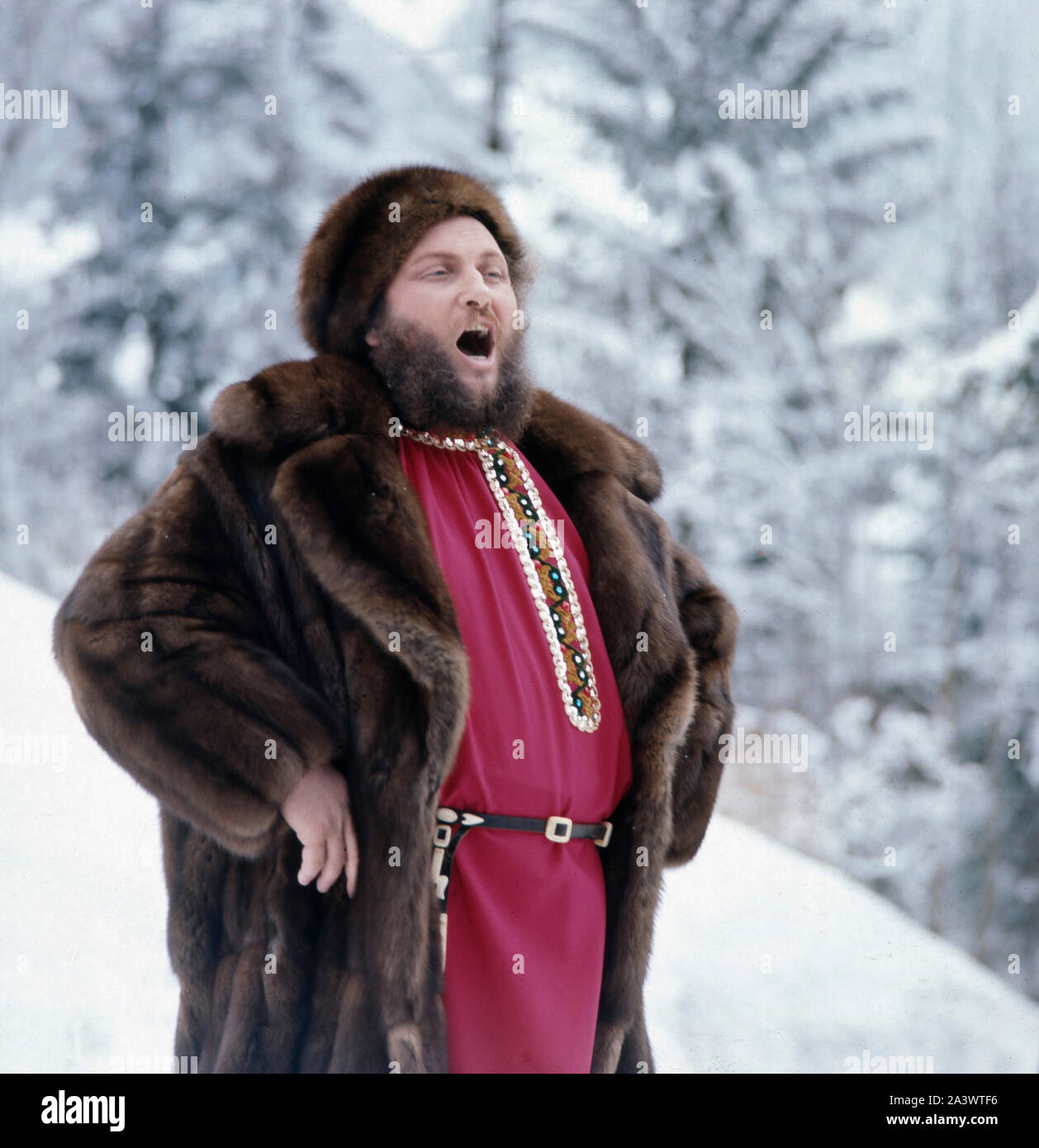 Falsetto vocal range hi-res stock photography and images - Alamy