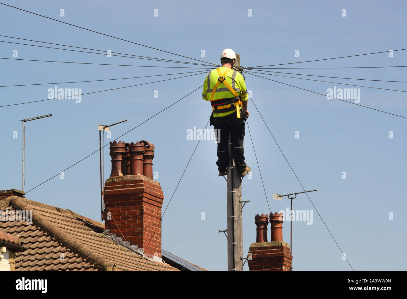 Telephone engineer pole work hi-res stock photography and images - Alamy