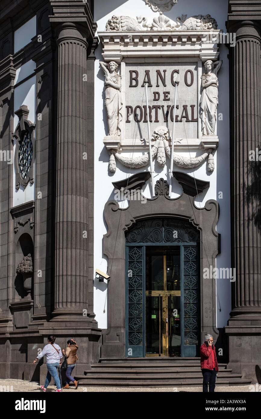 Entrance to banco de portugal hi-res stock photography and images - Alamy