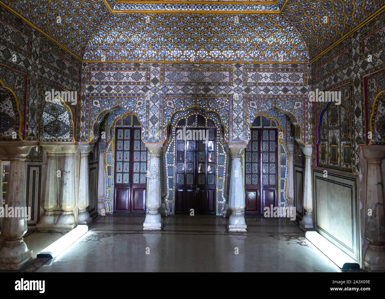 City palace jaipur interior hi-res stock photography and images - Alamy