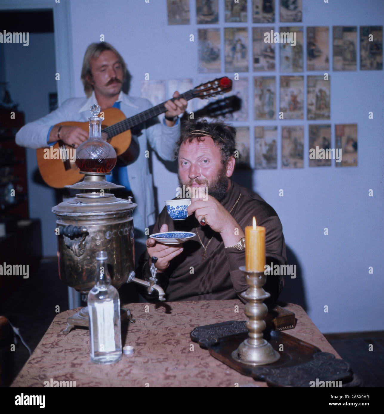 Deutsche tee hi-res stock photography and images - Alamy