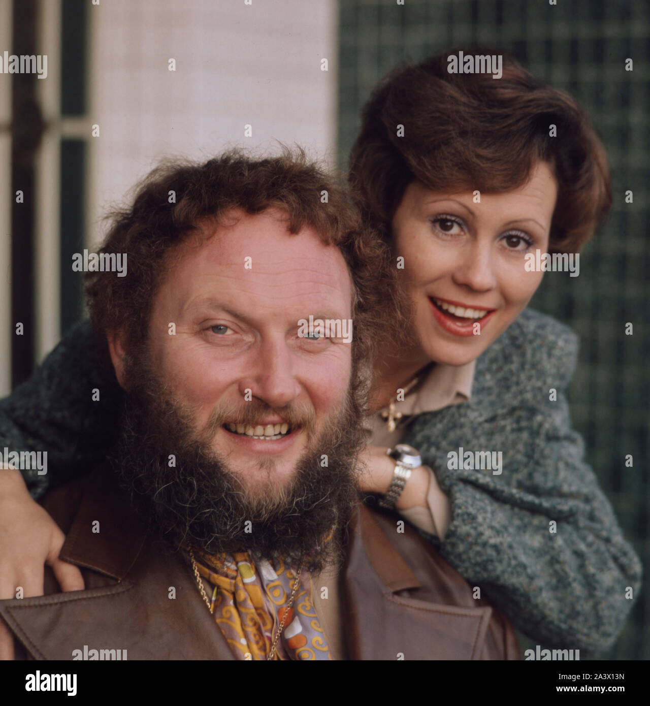 Der deutsche Bass Sänger Ivan Rebroff mit einer Freundin, Deutschland ...