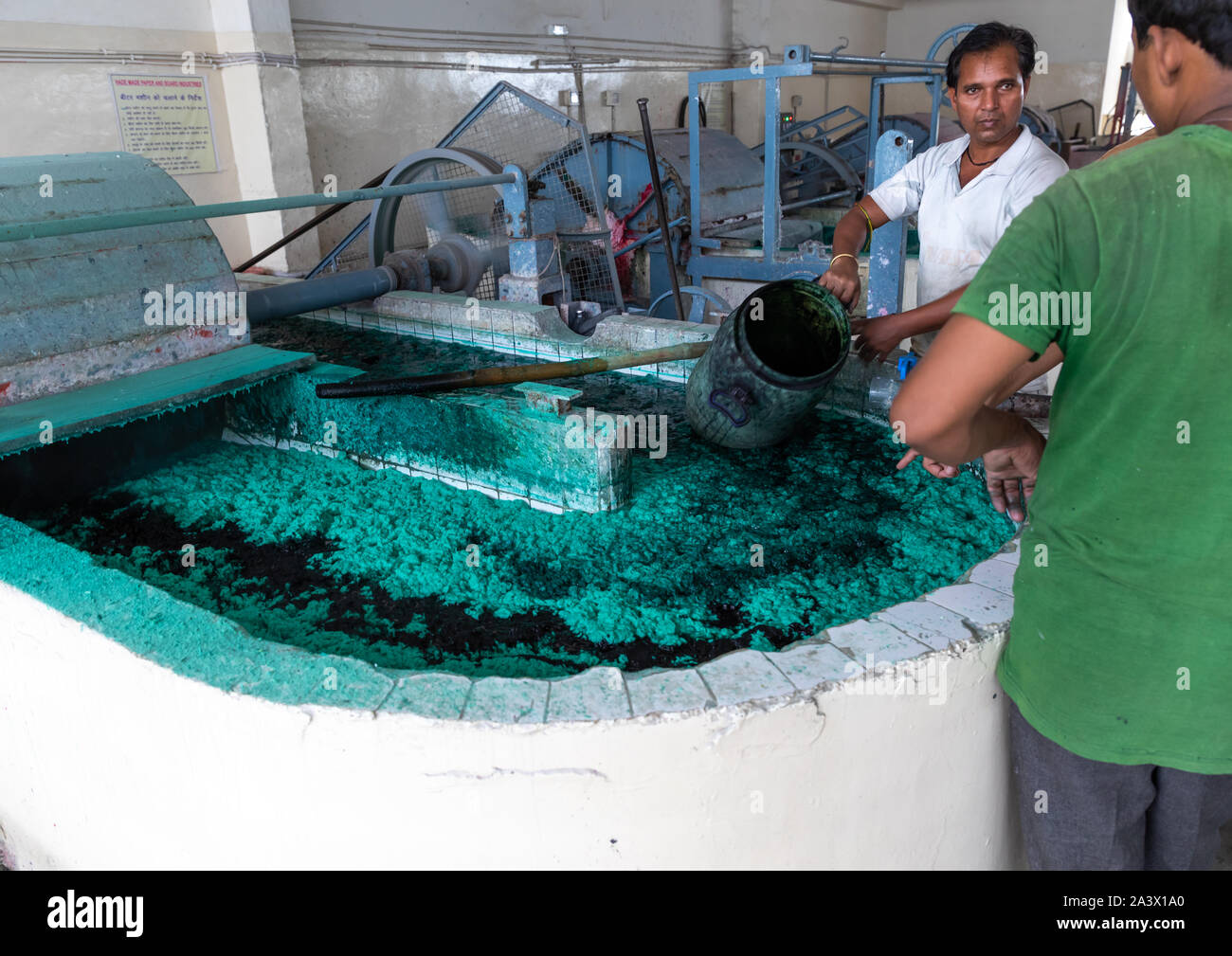 Indian workers in Salim's paper handmade paper factory, Rajasthan ...