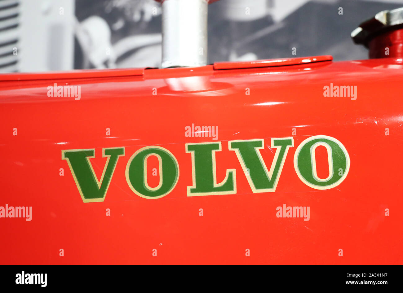Volvo logga hi-res stock photography and images - Alamy