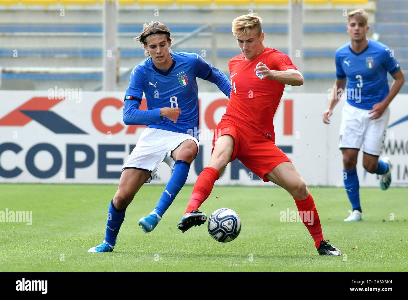 Andrea colpani italy and flynn downes inghilterra hi-res stock ...