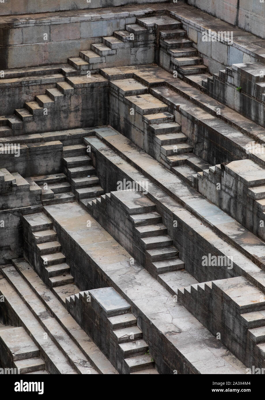Dhabhai ka Kund stepwell, Rajasthan, Bundi, India Stock Photo - Alamy