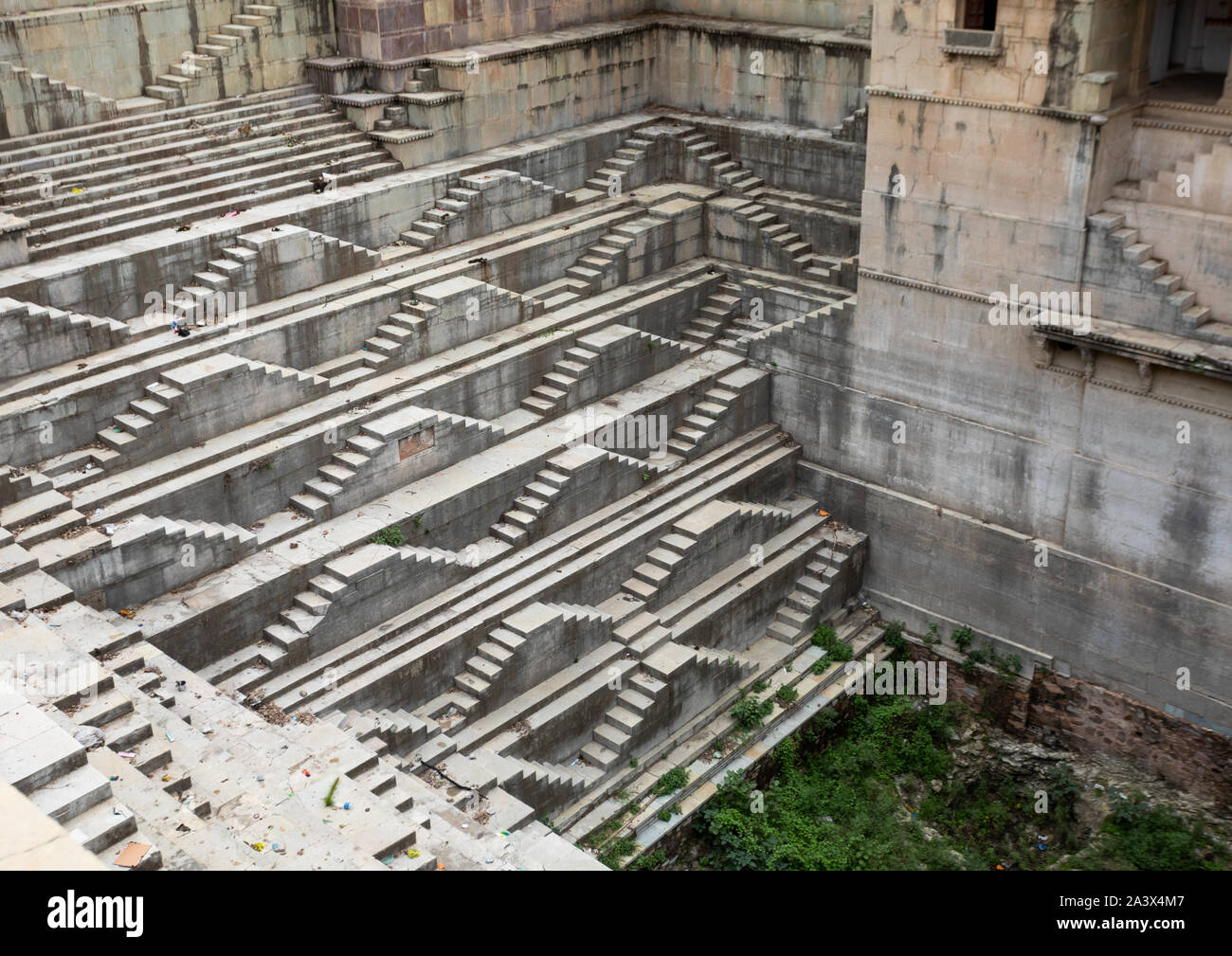 Dhabhai kund hi-res stock photography and images - Alamy