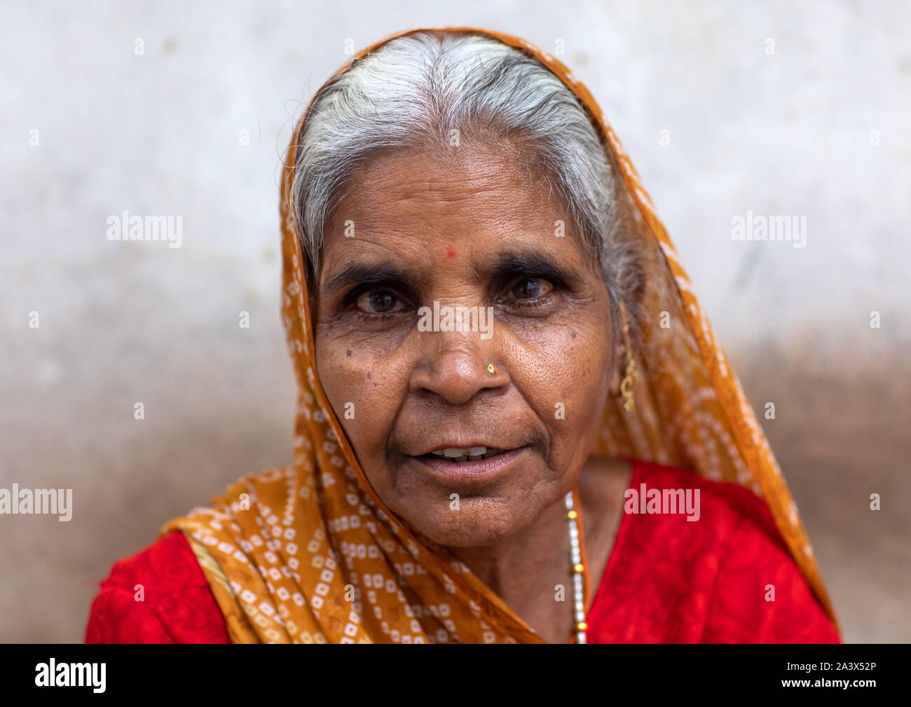 Rajasthani woman bundi india rajasthan hi-res stock photography and ...