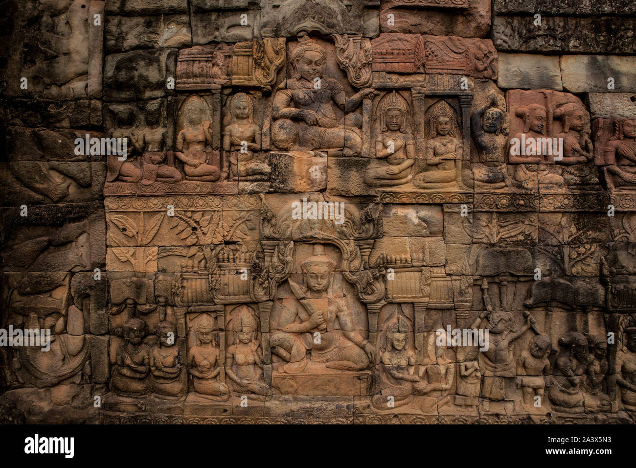 Bas reliefs in hindu temple hi-res stock photography and images - Alamy